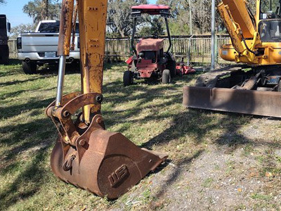 Hyundai Excavator H Links | ConEquip Parts