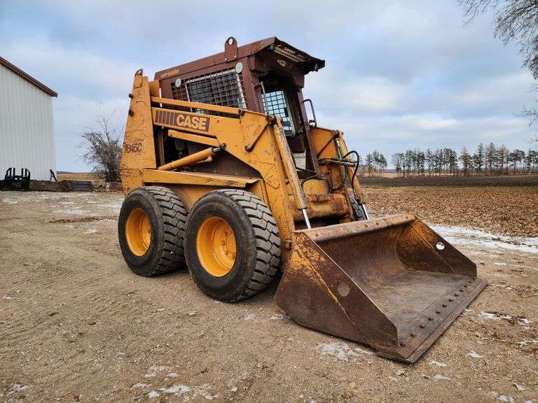 Top 5 Upgrades and Replacement Parts for Your CASE 1845C Skid Steer ...