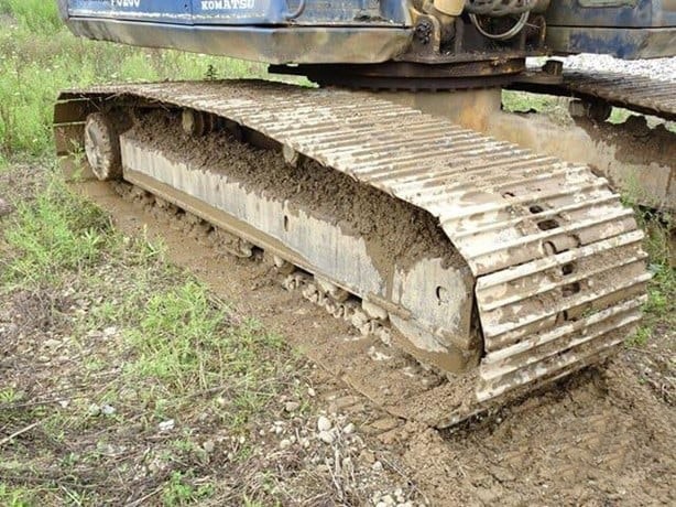 How to Identify and Replace Worn Tracks on Your Excavator or Bulldozer ...